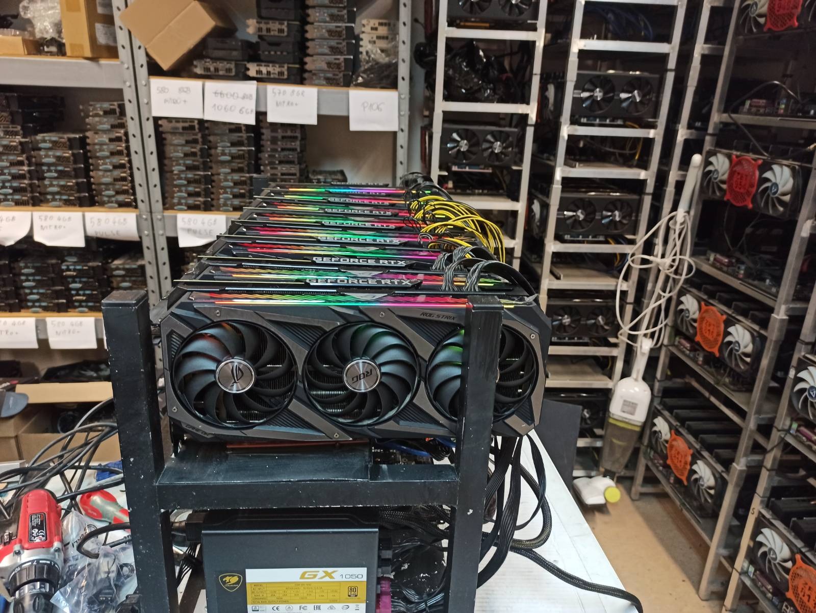 October at work - ŻET Technologies